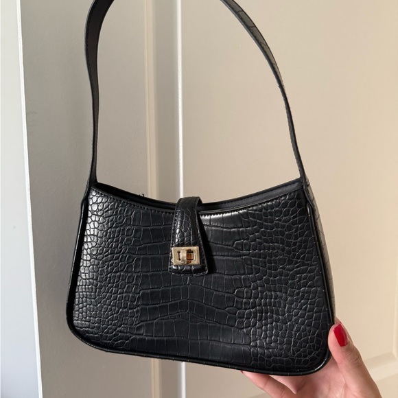 H&M | Bags | Hm Black Crocodilepattern Shoulder Bag | Poshmark